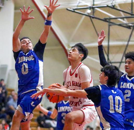 Santa Maria boys basketball defeats Lompoc to win Holiday Tournament ...