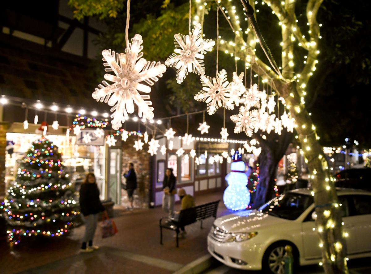 Christmas light shows brighten Solvang nights | Local News ...