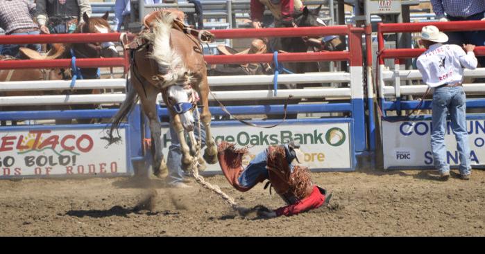 ELKS RODEO: Branquinho leads hometown victory parade | Rodeo ...