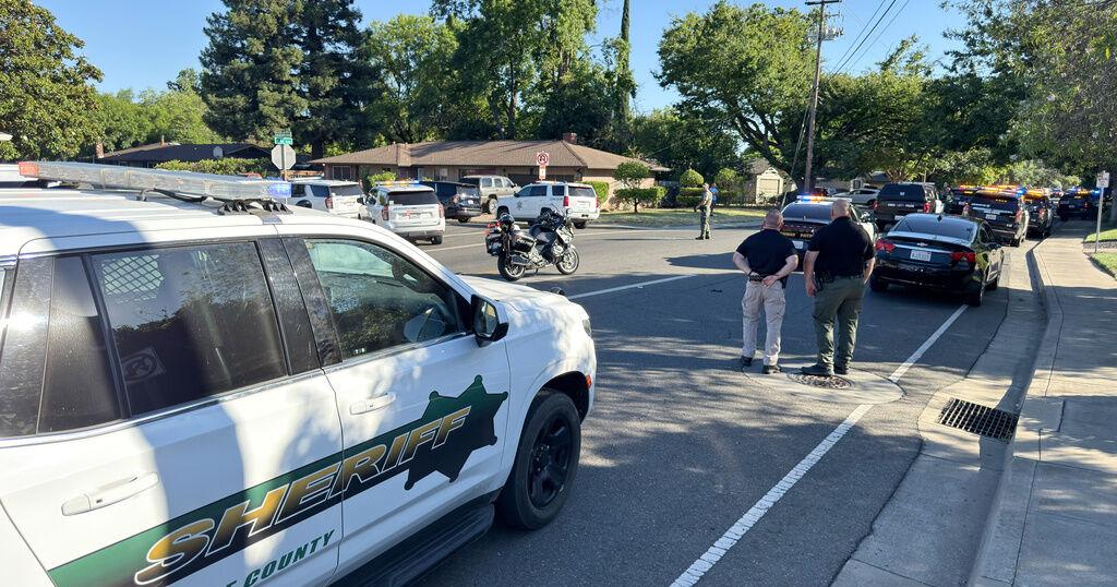 Shooting suspect scoped out library before returning with a shotgun and ...