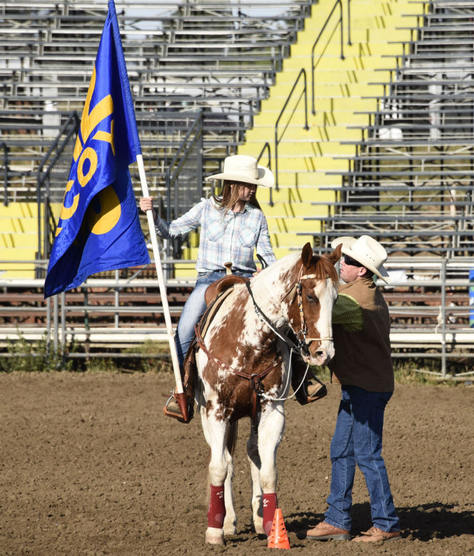 Hopefuls show skills during rodeo flag carrier tryouts | Local News ...