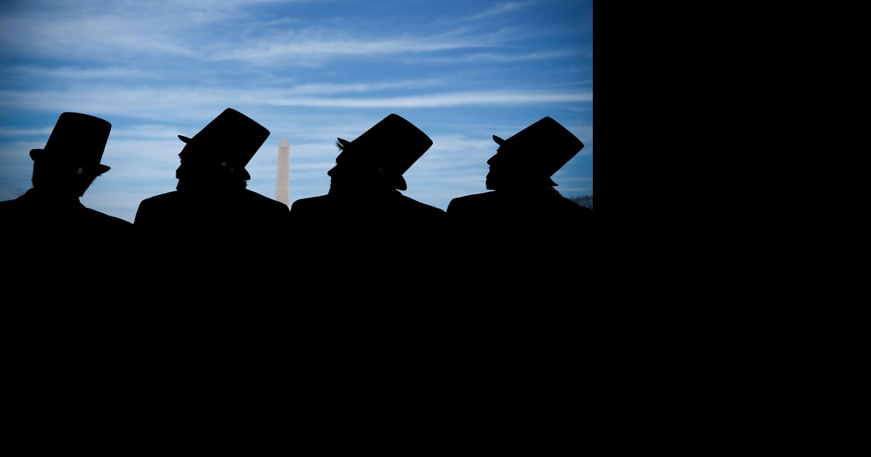 Fotos de funeral simbólico para la moneda de un centavo de dólar en el ...