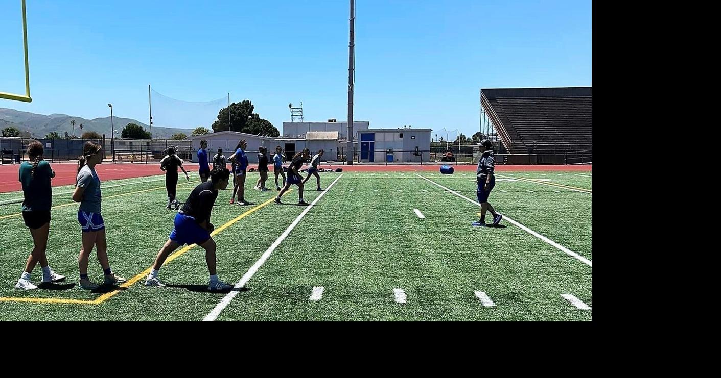 Lompoc flag football team goes 2-2 | High School | santamariatimes.com