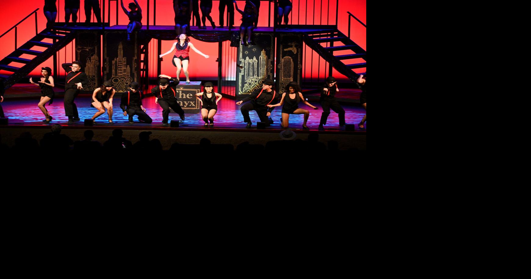 'Chicago' musical debuts to hundreds on opening night at Clark Center ...