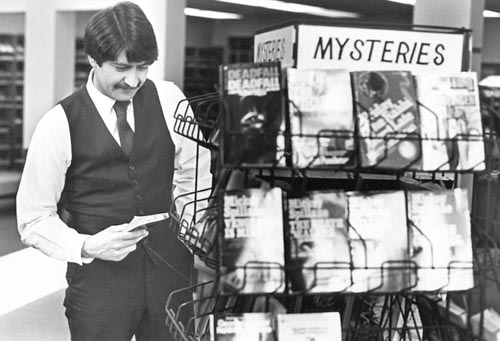 SM librarian adds final chapter to 25-year career | Local News ...