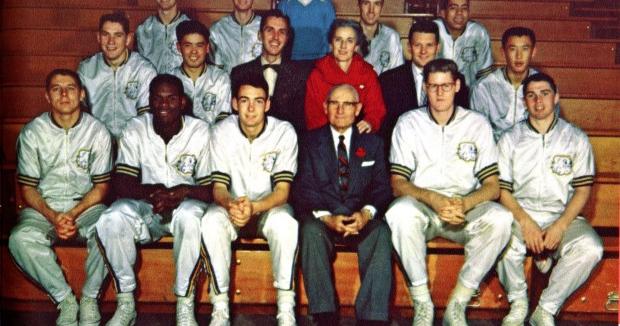 Bill Bertka still going strong at 86 | College Sports | santamariatimes.com