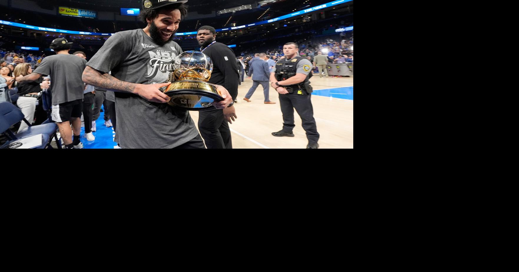 Spurs firman a Julian Champagnie por 3 años y 45 millones tras las ...