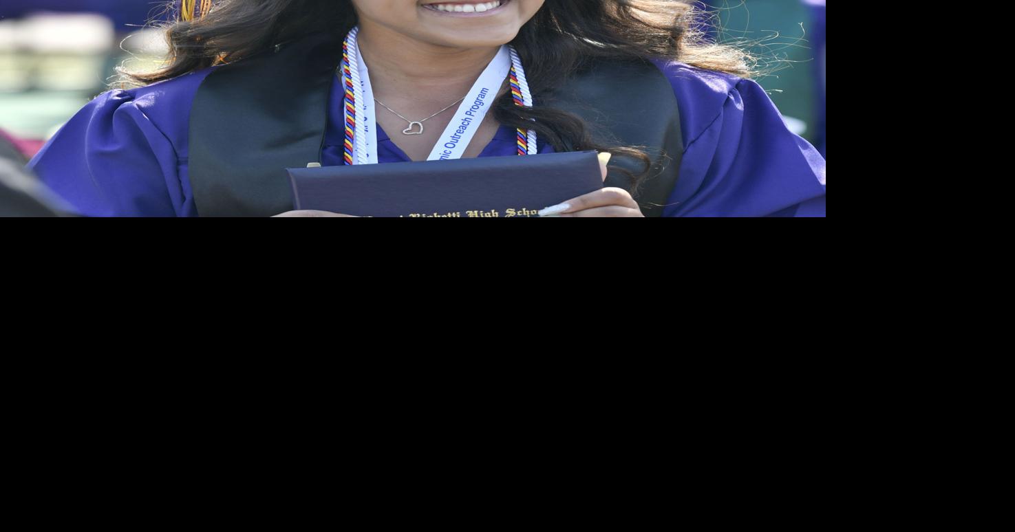 Photos: Righetti High School Graduation | Education | santamariatimes.com