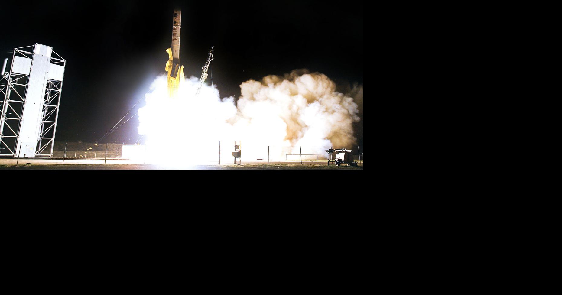 Operational test launch of Mk21A vehicle lifts off from Vandenberg SFB ...