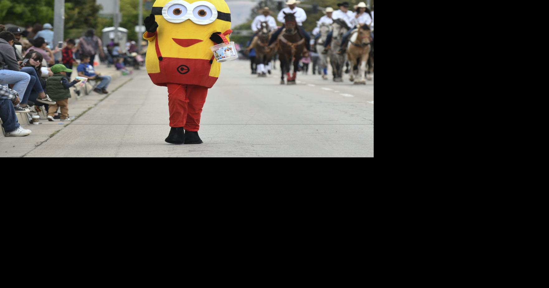 PHOTOS: Santa Maria Elks Rodeo Parade fills Broadway | Local News ...
