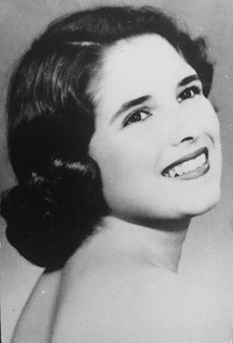 Janelle Mitchell Kern | Obits | seacoastecho.com