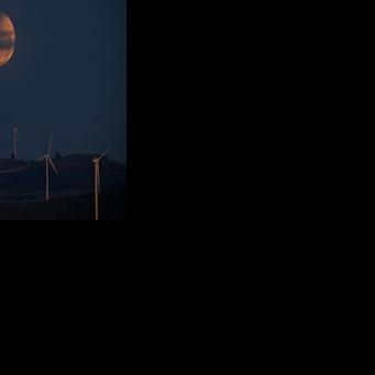 'Blood Moon' to rise during total lunar eclipse Sunday night | National ...