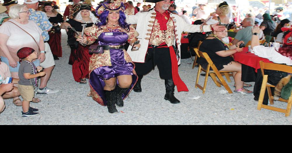 Days of Plunder: Scenes from the 7th annual Pirate Day in the Bay ...