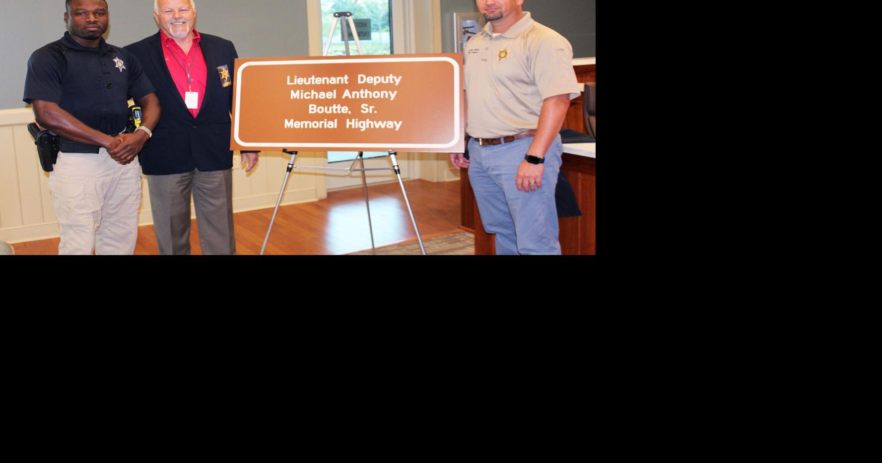 Officials unveil marker designating memorial highway to Hancock Lt ...