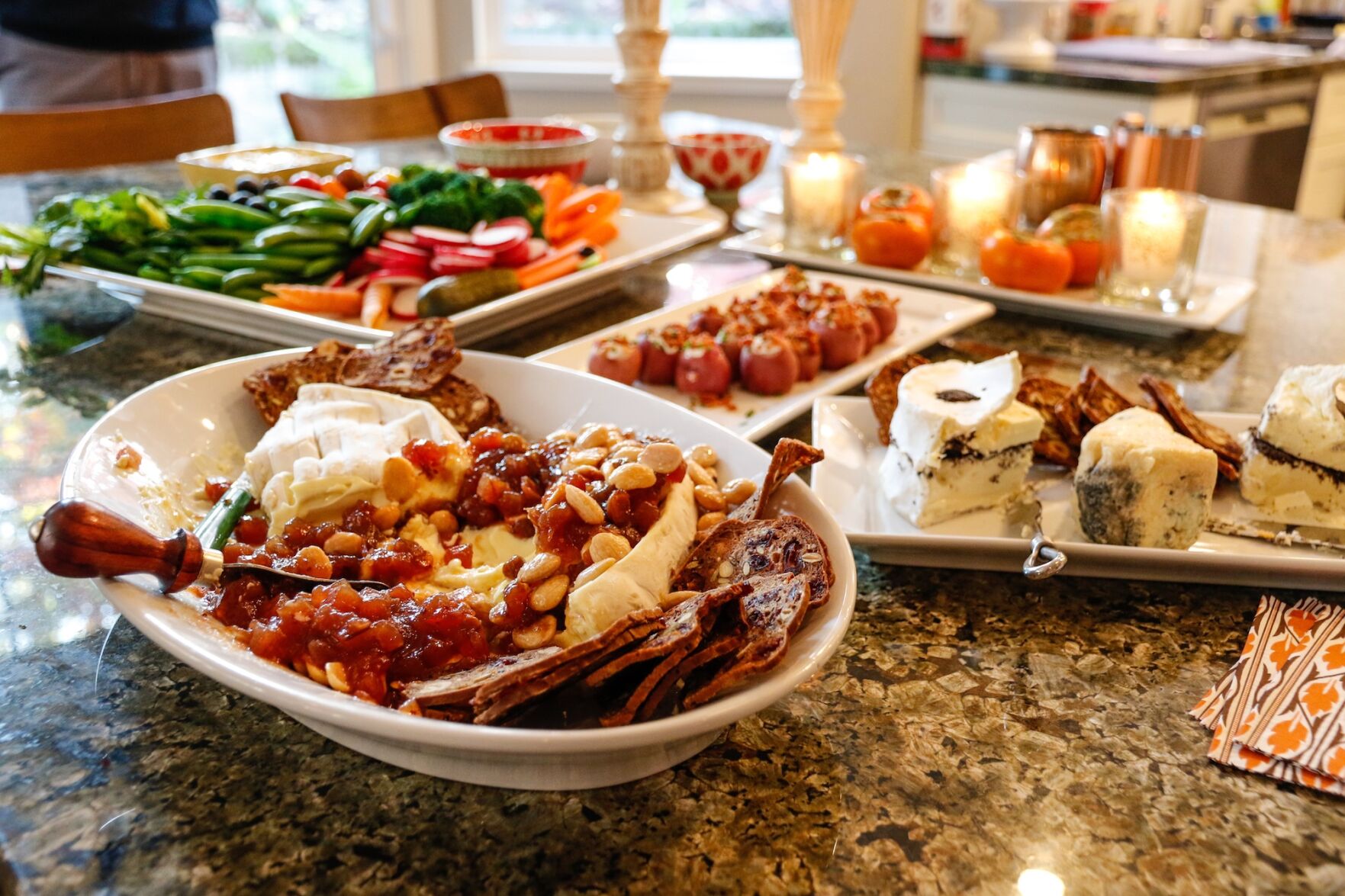 The Art of the Cocktail Party: Hosting Tips from the Friday Twos | Food ...