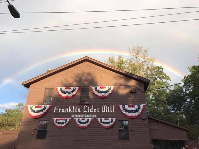 SEEN’s Metro Detroit Cider Mill Guide | Food + Drinks | seenthemagazine.com