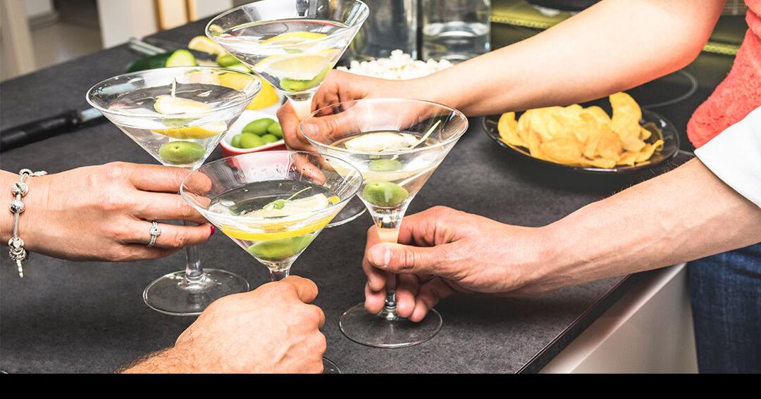 Football-Themed Cocktails for Your Next Tailgate | Food + Drinks ...