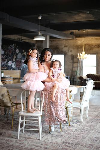 4 Glamorous Mommy and Me Mother’s Day Outfits | Fashion ...