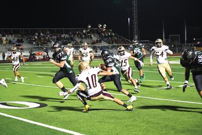 Bulldogs roll over Cotulla 49-20 | Sports | seguingazette.com