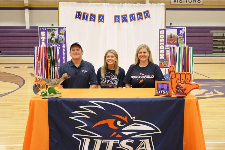 Plethora of Panthers sign to the next level | Sports | seguingazette.com