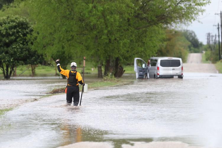 Local crews kept busy during heavy downpour | News | seguingazette.com
