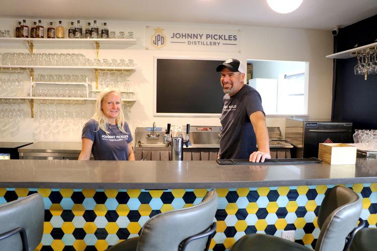 Couple’s distillery to soon serve up spirits | News | seguingazette.com