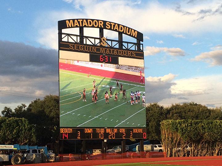 SISD: Scoreboard largest among US high schools | News | seguingazette.com