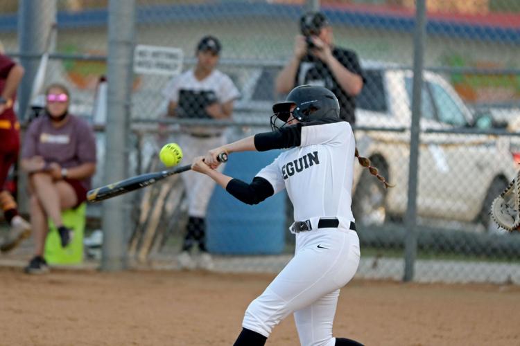 Late rally gives Lady Mats winning edge | Sports | seguingazette.com