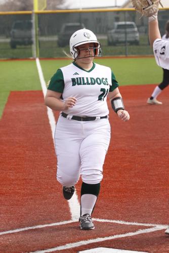 Marion Lady Bulldogs thump Steele JV, 15-2 | Sports | seguingazette.com