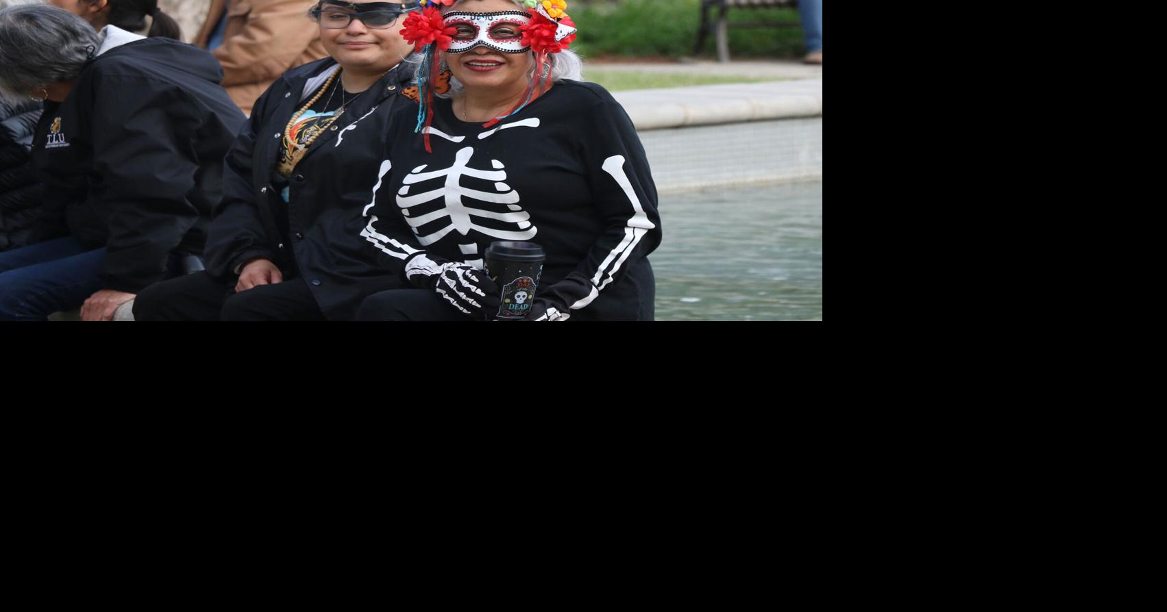 LIFE REMEMBERED: Community members celebrate Day of the Dead with music ...