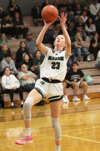 Lady Bulldogs lock in third seed after 58-24 win over Luling | Sports ...