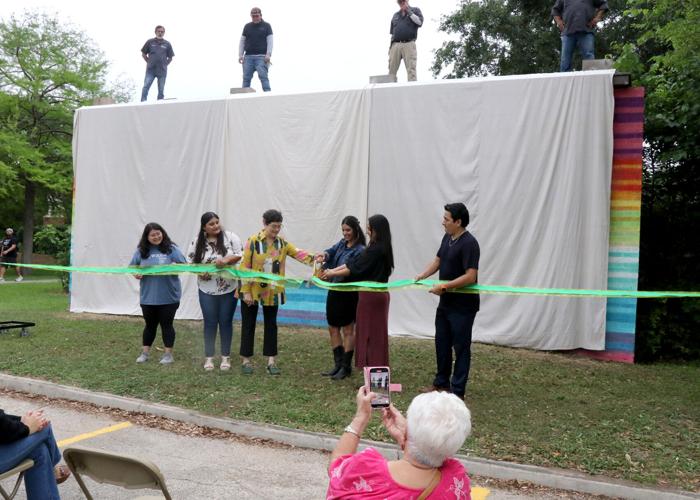 Mural on university campus created to 'Build Bridges' between Texas ...