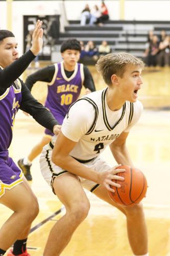 King’s 6 threes help Seguin hang on to 70-66 victory | Sports ...