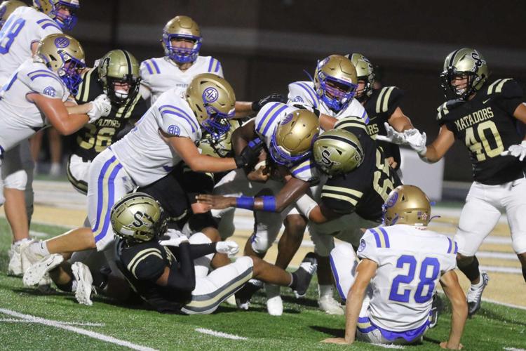 Mats corral Mules with 42-39 win | Alert | seguingazette.com