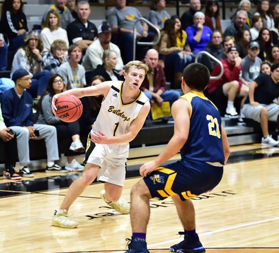 TLU men, women pick up wins | Sports | seguingazette.com