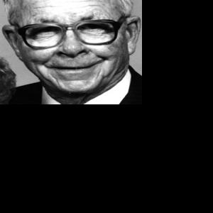 Gene Wood | Obituaries | seguingazette.com