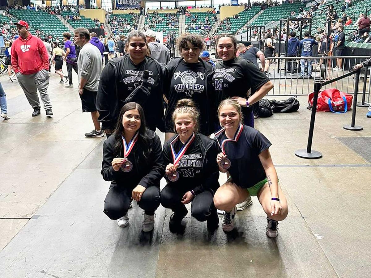 Navarro powerlifters break records at state meet | Sports ...