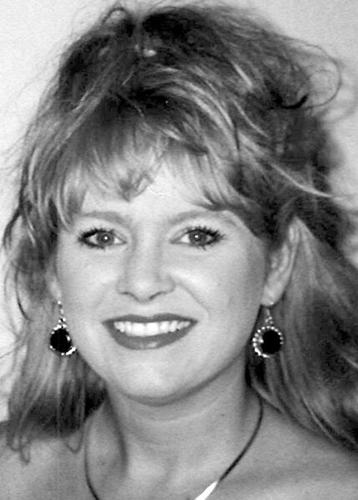 Kirsten ‘Jeane’ Luensmann | Obituaries | seguingazette.com