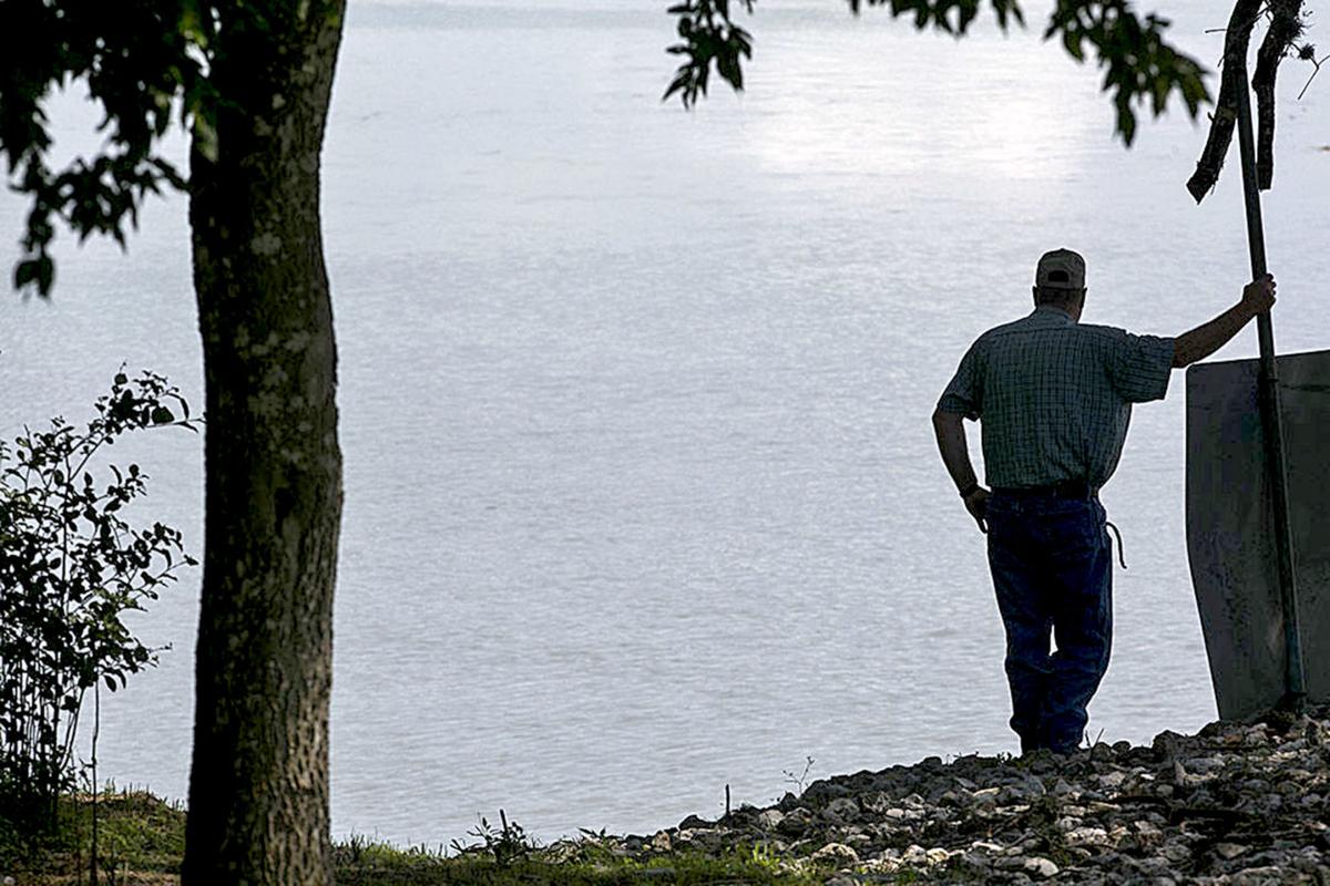 Lake Dunlap spill gate failure | Alert | seguingazette.com