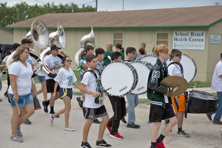 Marion Homecoming Parade | Photo Galleries | seguingazette.com