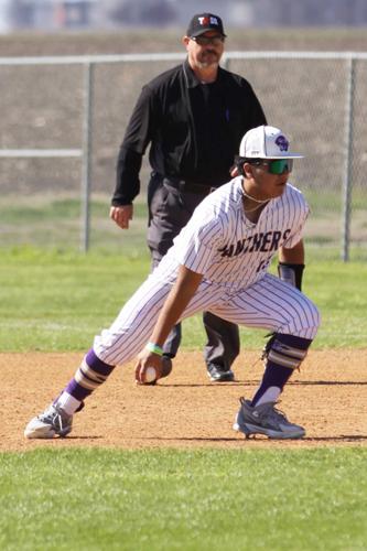 Panthers, Dunnam cruise to opening-day win | Sports | seguingazette.com