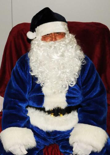 Our Voice: Blue Santas bring joy to less fortunate | Editorials ...
