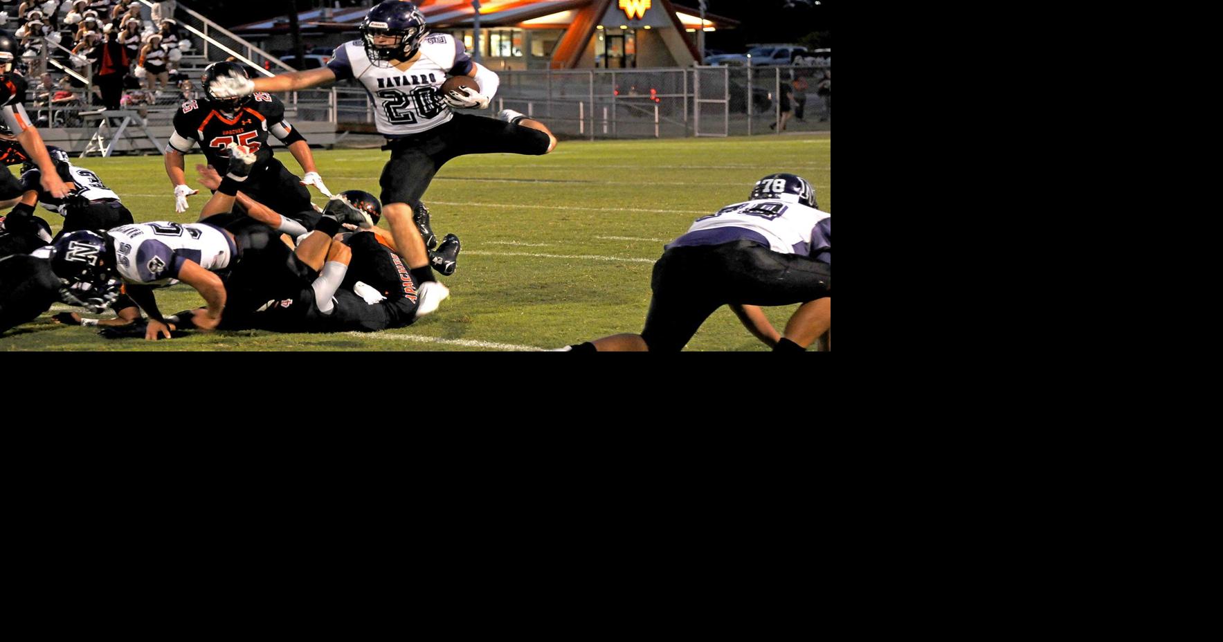 Navarro Panthers vs. Gonzales Apaches | Multimedia | seguingazette.com