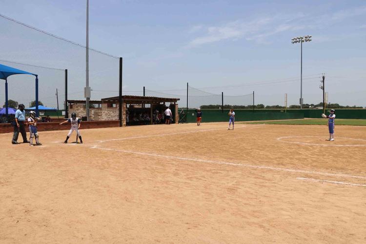 Almost 100 softball teams take the field during Huber Ranch Nationals ...