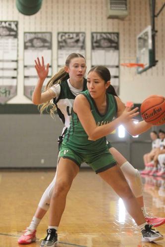 Lady Bulldogs run circles around Pearsall for first home win | Sports ...