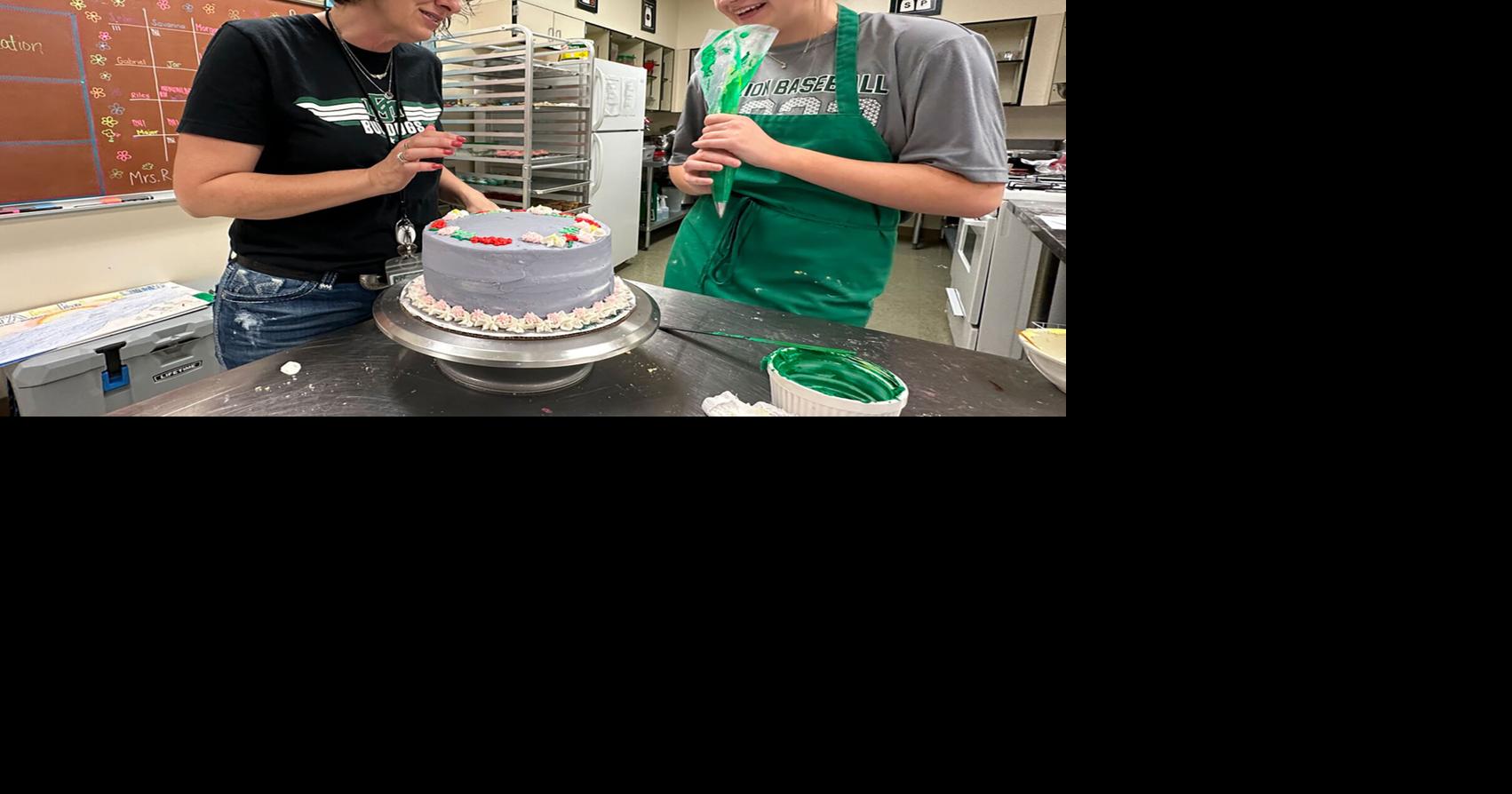 High school kitchen teaches students to cook, bake, and run their own ...
