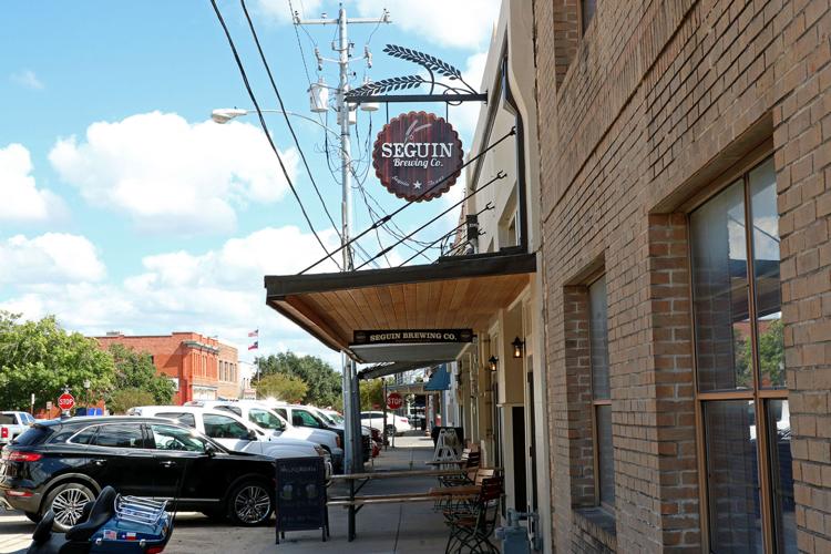 Local brewery celebrates grand opening of brewpub | News ...