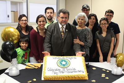 Reyes to retire from SISD board | News | seguingazette.com