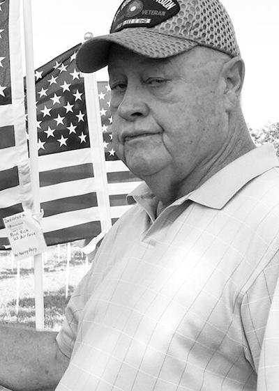 Lloyd Perry, Jr. | Obituaries | seguingazette.com