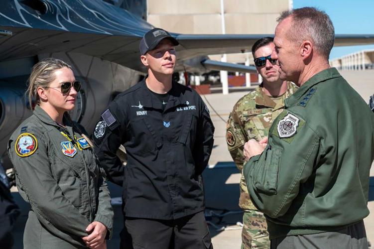 Seguin alum pilots fighter jet, commands demonstration team | News ...